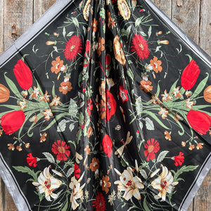35X35" Black and Silver Tulips and Lilies Wild Rag / Scarf WR1011